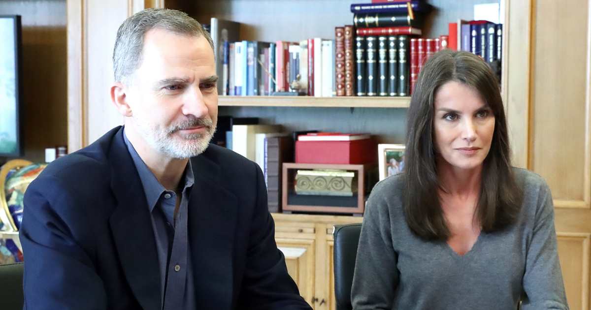 Letizia y Felipe charlan con David Bisbal, Miguel Poveda y José Mercé