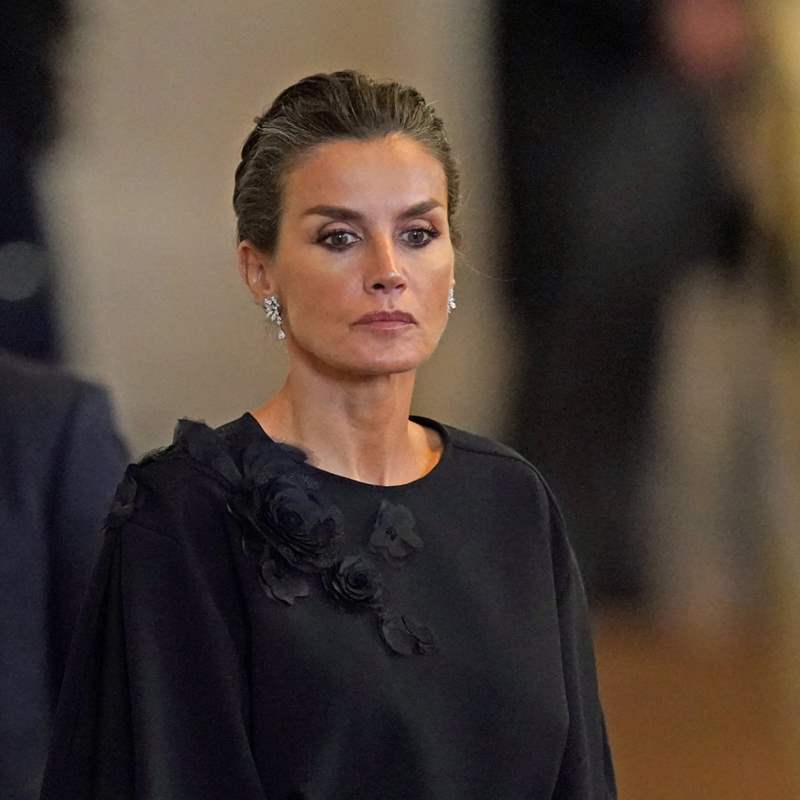 La reina Letizia, las infantas Elena y Cristina y sus hijos, se ...