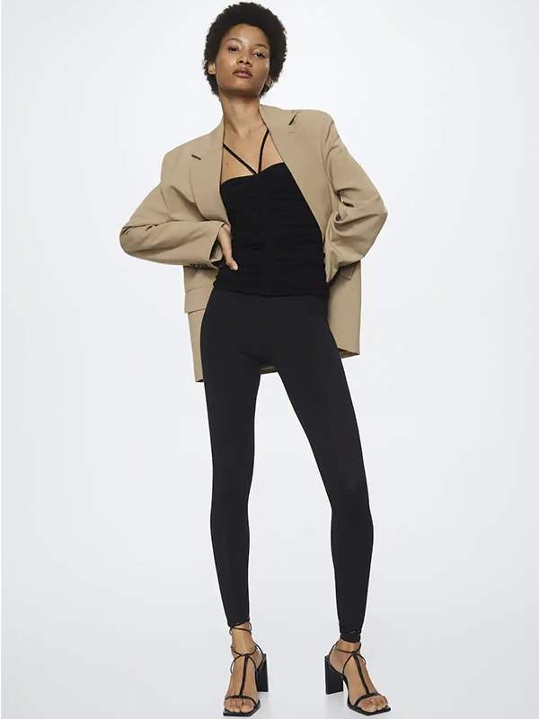 Cómo vestir si eres bajita: 10 looks que suman altura y estilizan