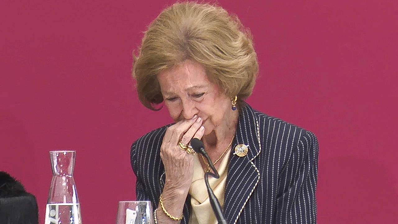 El 'annus horribilis' de la reina Sofía: los dos golpes que han roto su ...