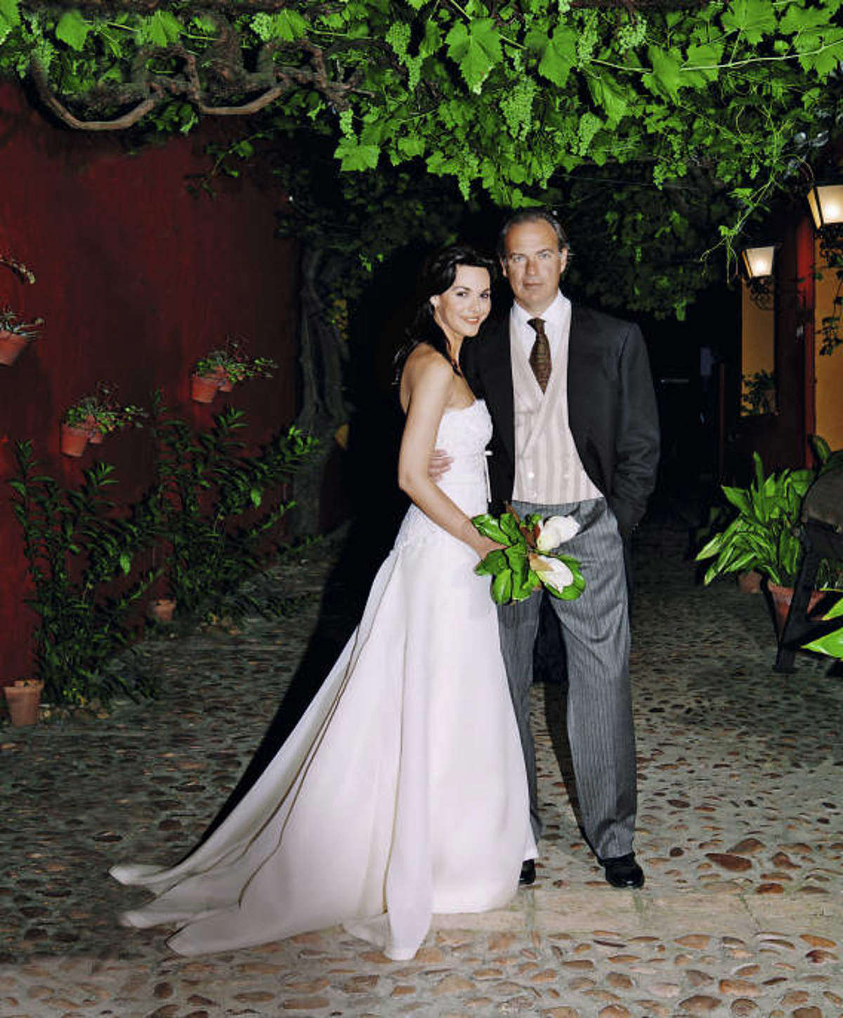 La boda medio hippie de Bertín Osborne y Sandra Domecq: marcada por la ...