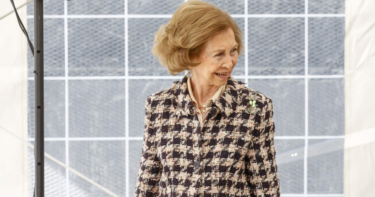 El mensaje oculto de la última aparición de la reina Sofía que desvela el momento vital que ...