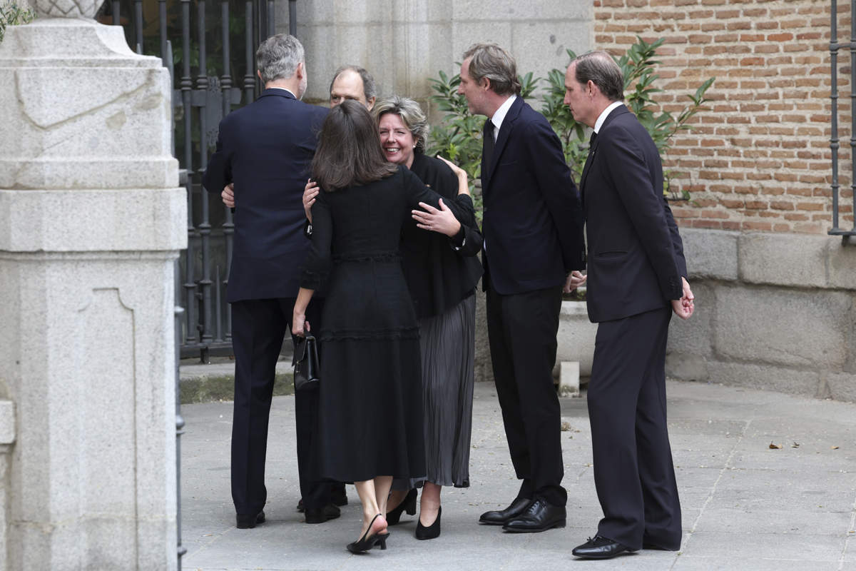 El plan improvisado que el rey Felipe organizó con sus primos Gómez ...