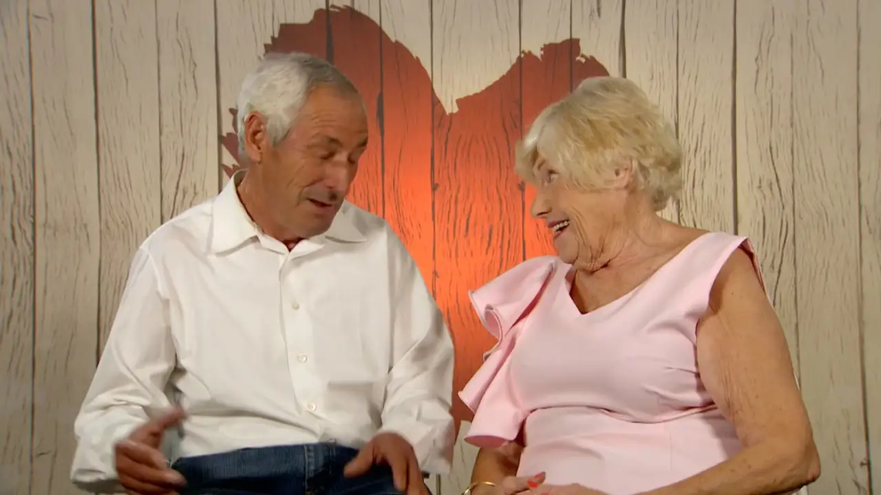 El equipo de ‘First Dates’, en shock ante las salidas de una ama de ...