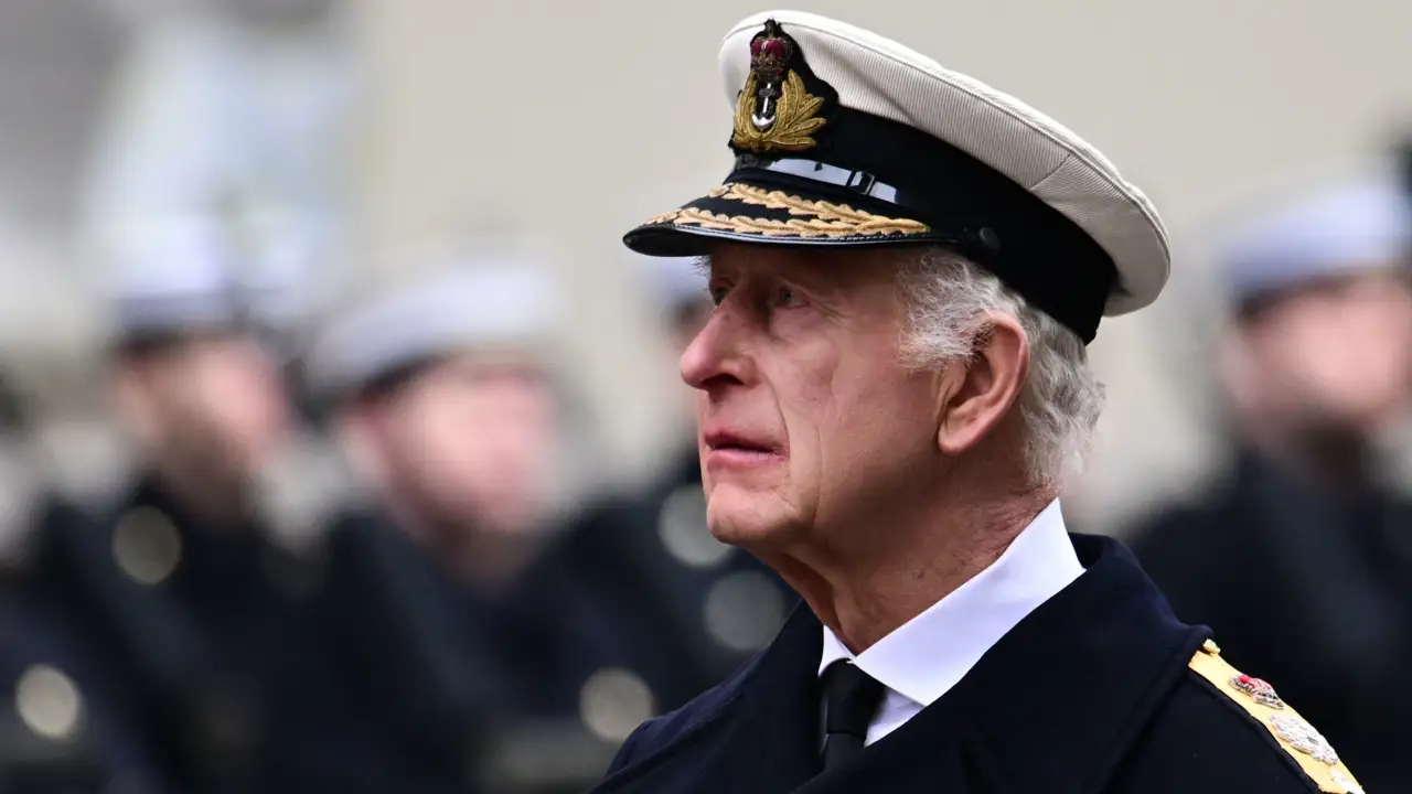 La prensa británica revela el poderoso motivo que acabó con el rey ...