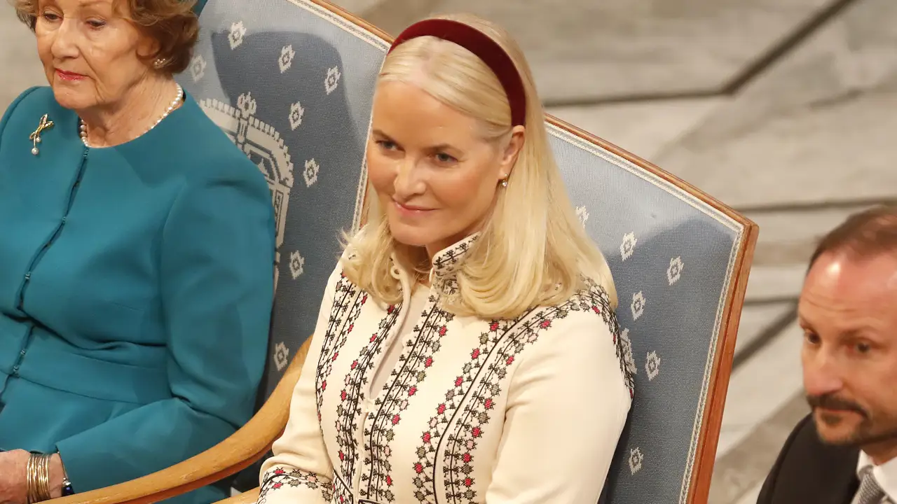 La esperada reaparición de Mette-Marit de Noruega tras los últimos ...
