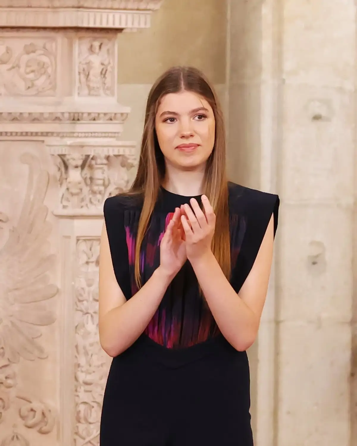 Las dobles exactas de Leonor y Sofía revolucionan Tik Tok y generan una gran controversia: "Son ...