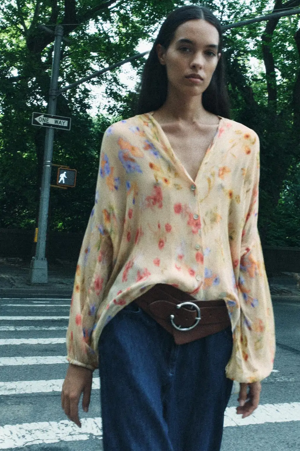 Adiós, camisas 'tradicionales': 5 blusas primaverales de las rebajas de ...