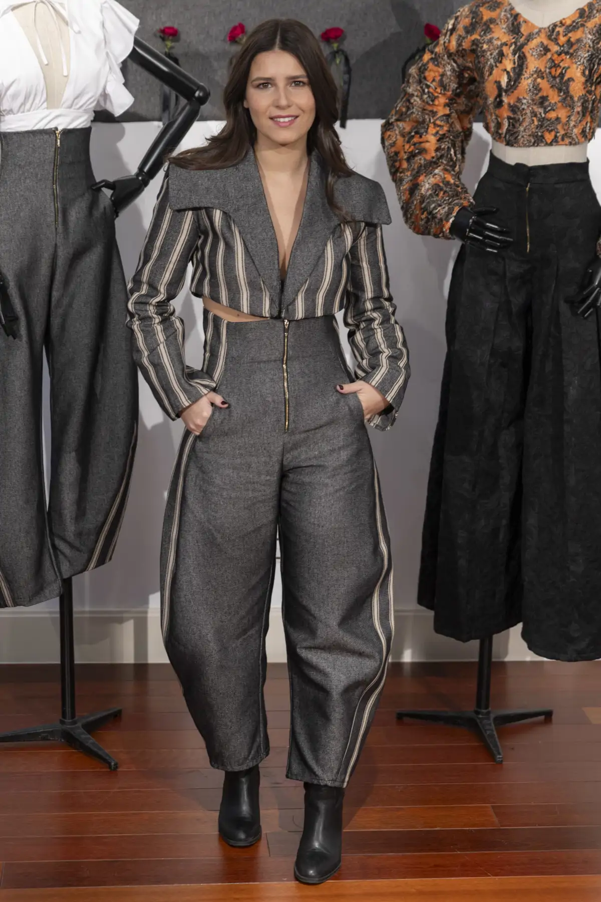Tana Rivera arriesga y gana con pantalones 'balloon' y escotazo en su ...