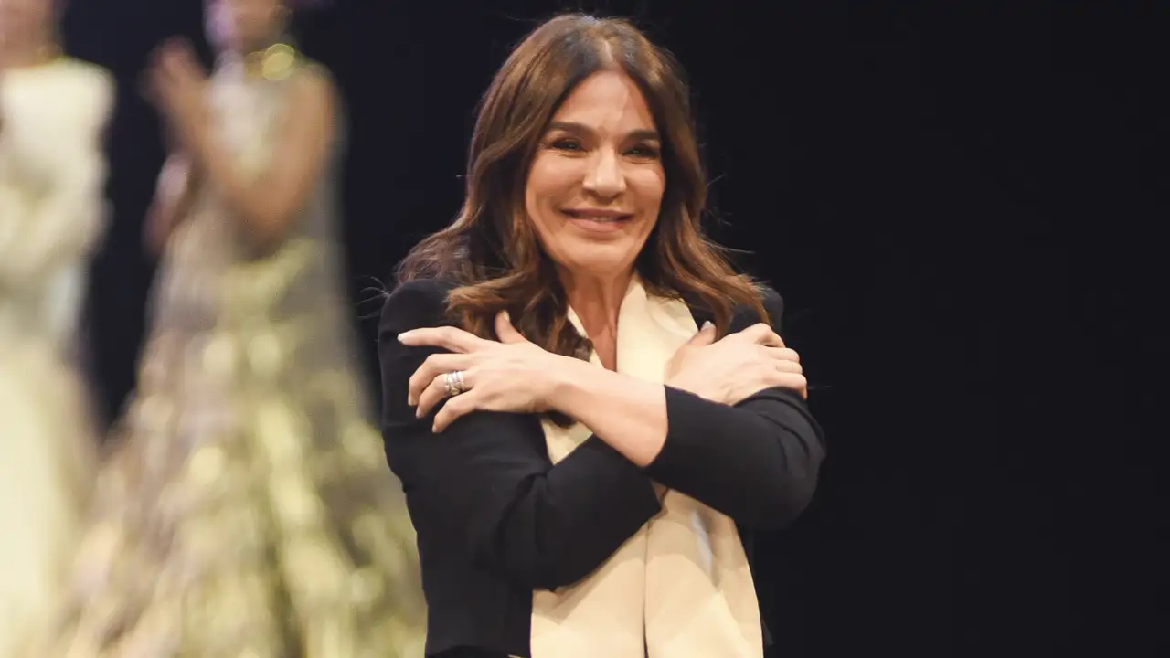 Raquel Bollo nos conquista con la blusa ideal para la Feria de Abril ...