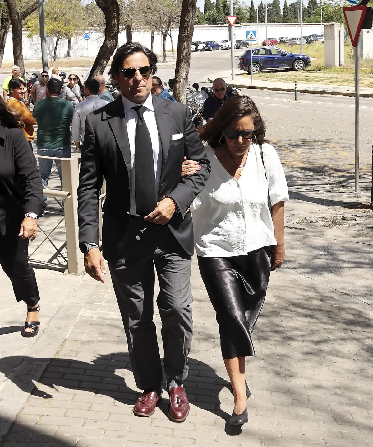 Francisco y Cayetano Rivera, unidos por la tristeza: su reencuentro tras recibir un duro ...