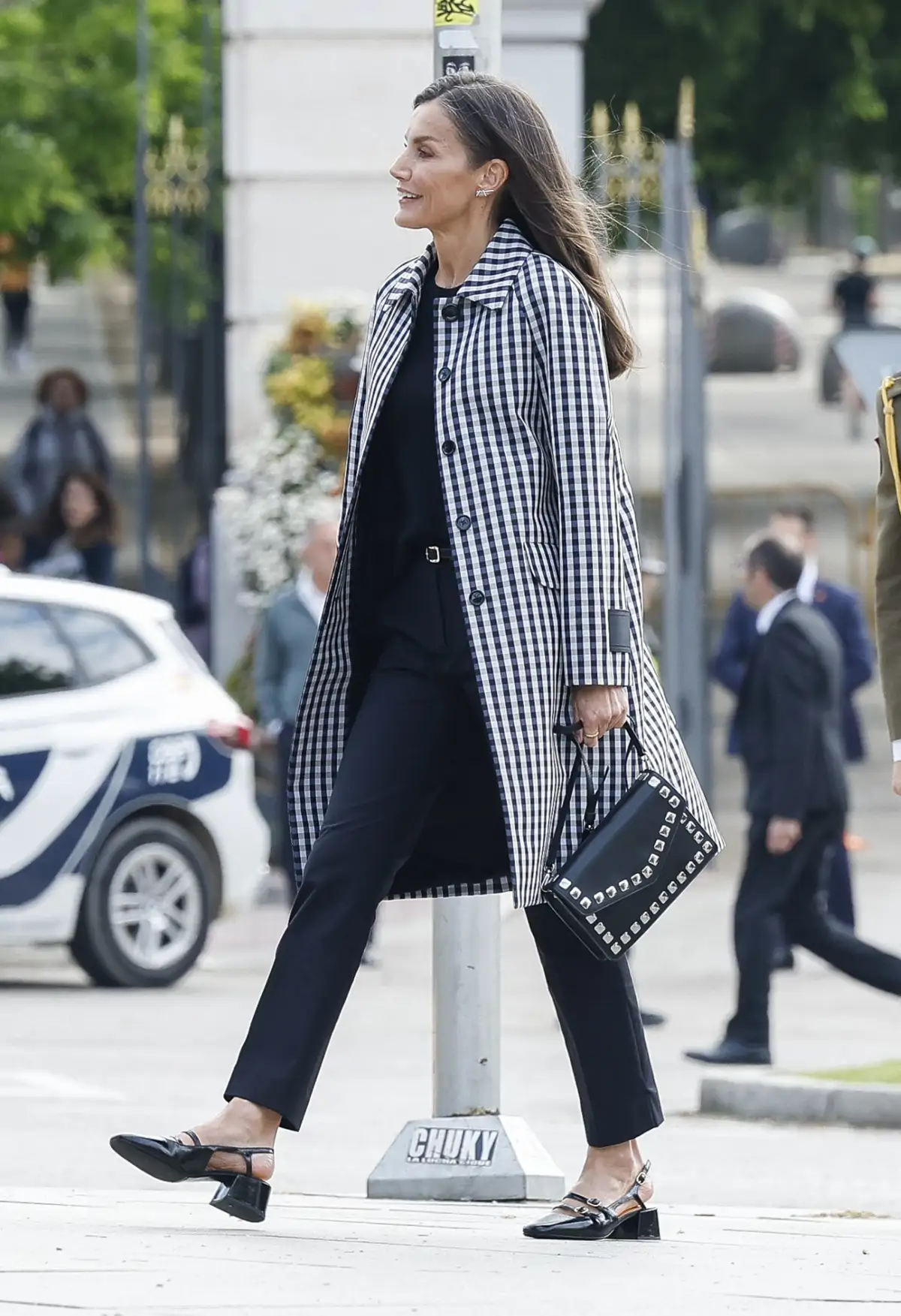 Una experta en protocolo advierte sobre la reina Letizia: "El gesto de solicitar dinero a su ...