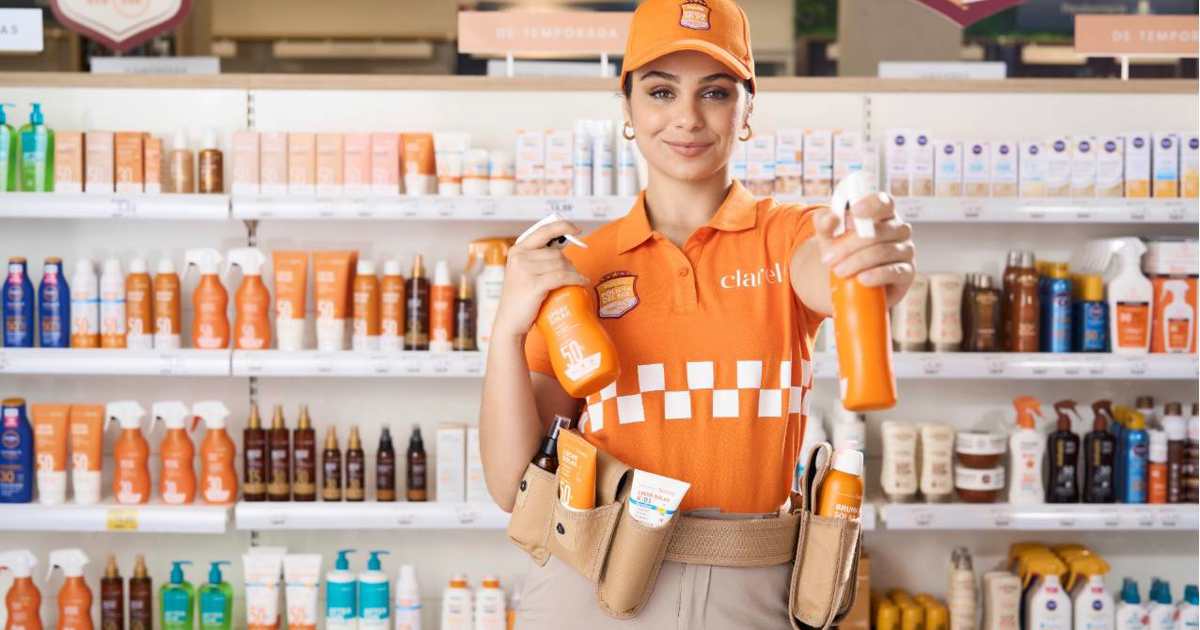 Este verano “La policía del sol” de Clarel recomienda la mejor crema ...