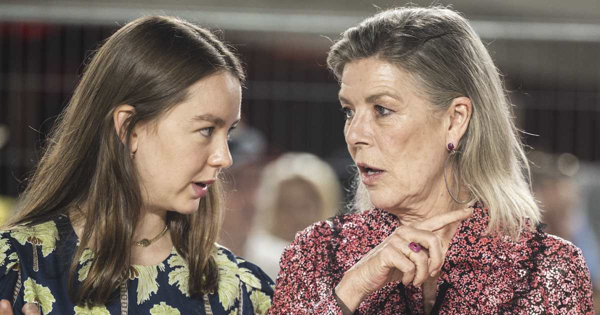Una psicóloga advierte sobre Carolina de Mónaco y su hija Alexandra: "Su frialdad esconde una ...