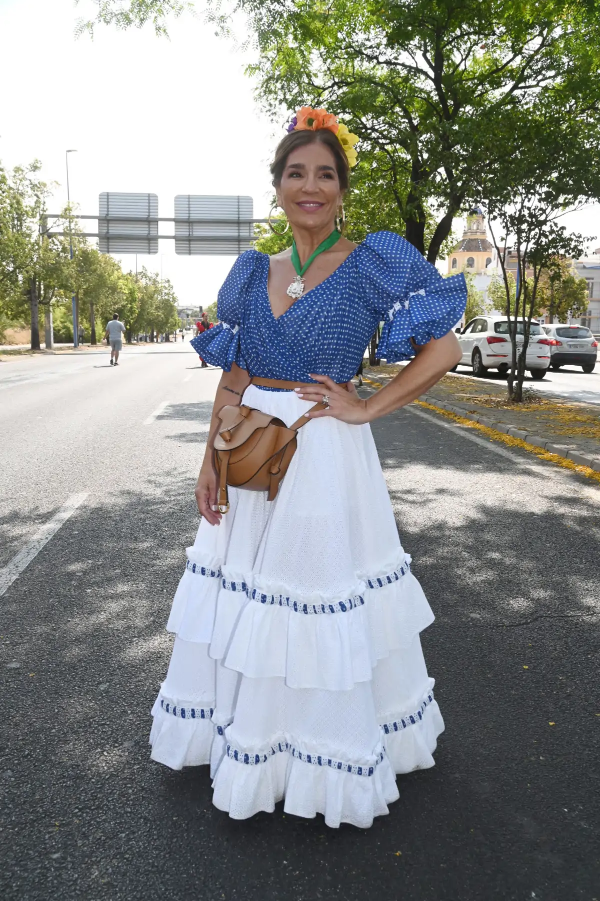 Lourdes Montes, la más guapa de El Rocío con el vestido de flores ...