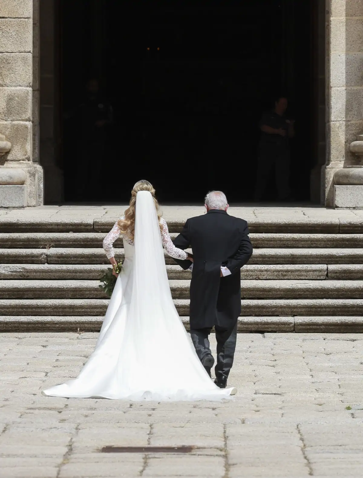 Angie Rigueiro se viste de princesa para darse el 'sí quiero' con Nacho ...