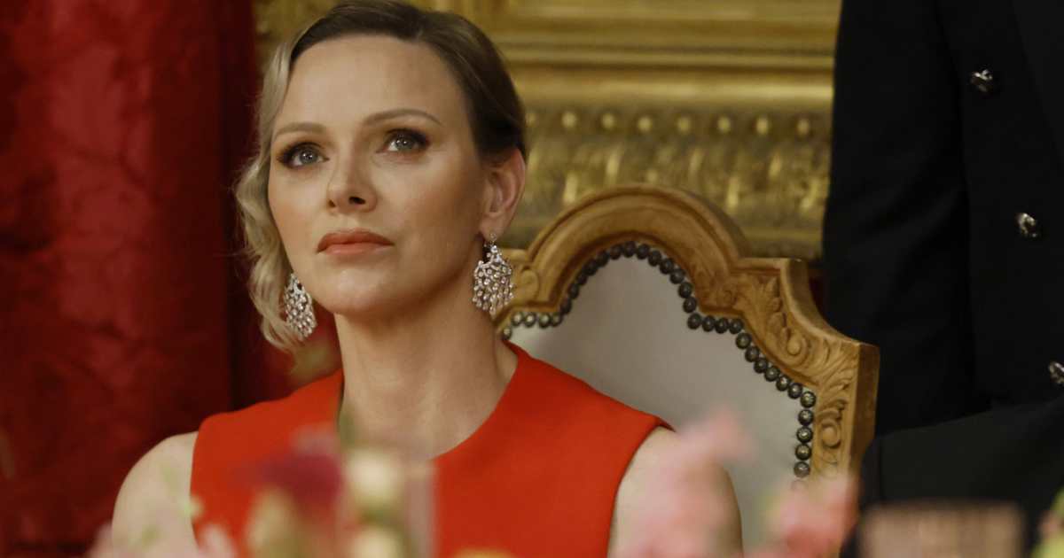 Juan Antonio Martín, entrenador, sobre la espalda bonita de Charlene de ...