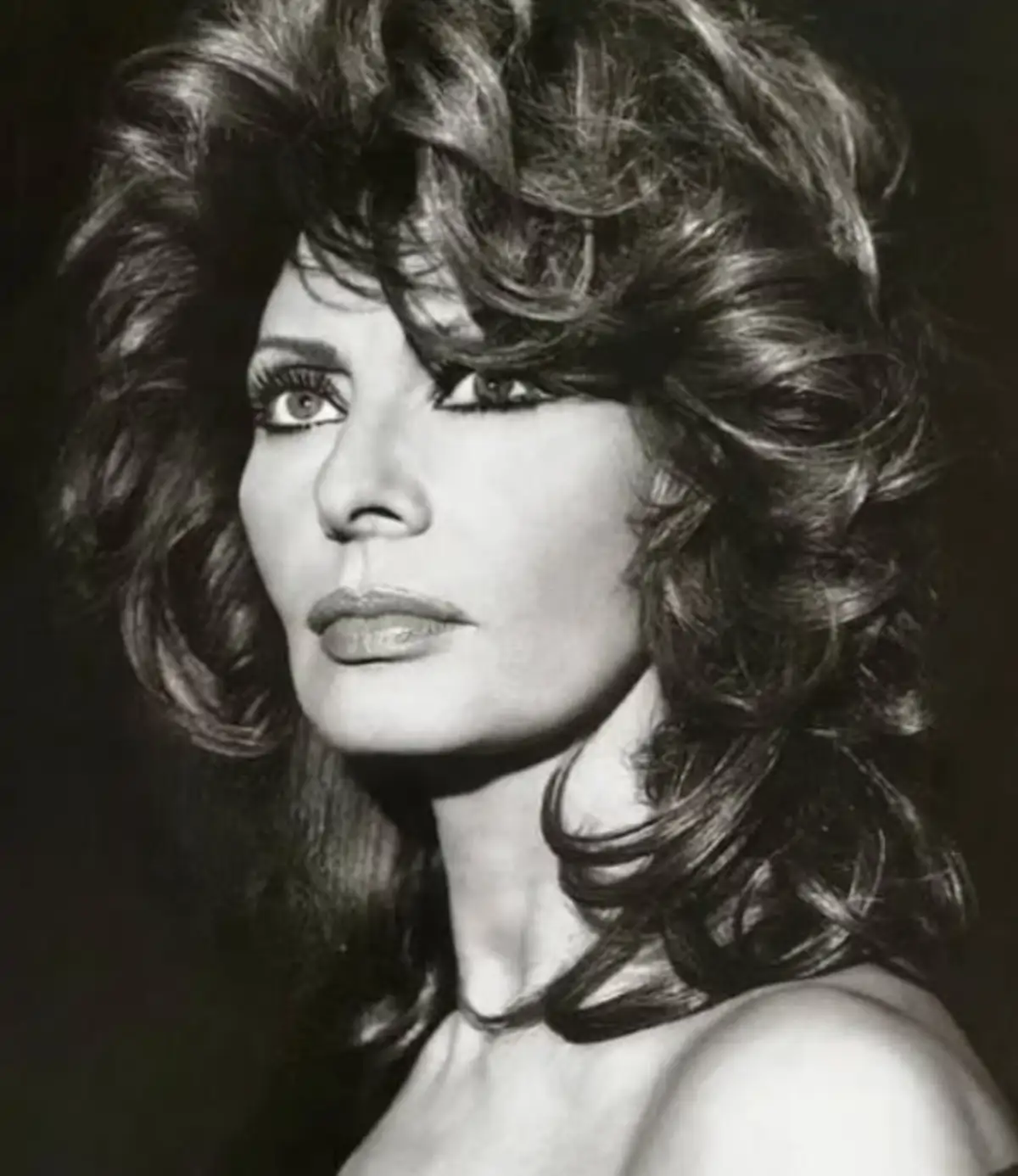 Sophia Loren (90 años), sobre el envejecimiento: “La vida sigue y no ...