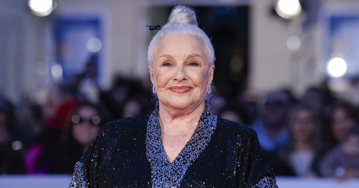 Eva Jiménez, peluquera, sobre las canas de Lola Herrera a sus 90 años: "Aunque es su pelo ...