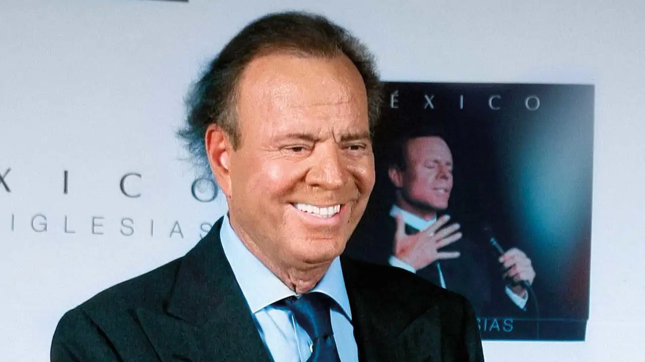 Los hermanos desconocidos de Julio Iglesias: Así es su verdadera ...