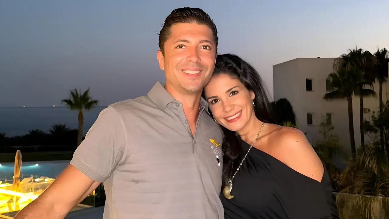 Las vacaciones de Ángel Cristo Jr. y Ana Herminia en Cádiz: alejados de ...
