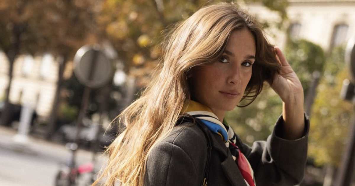 María Pombo arrasa con el bolso de ante 'made in Spain', ideal para las ...