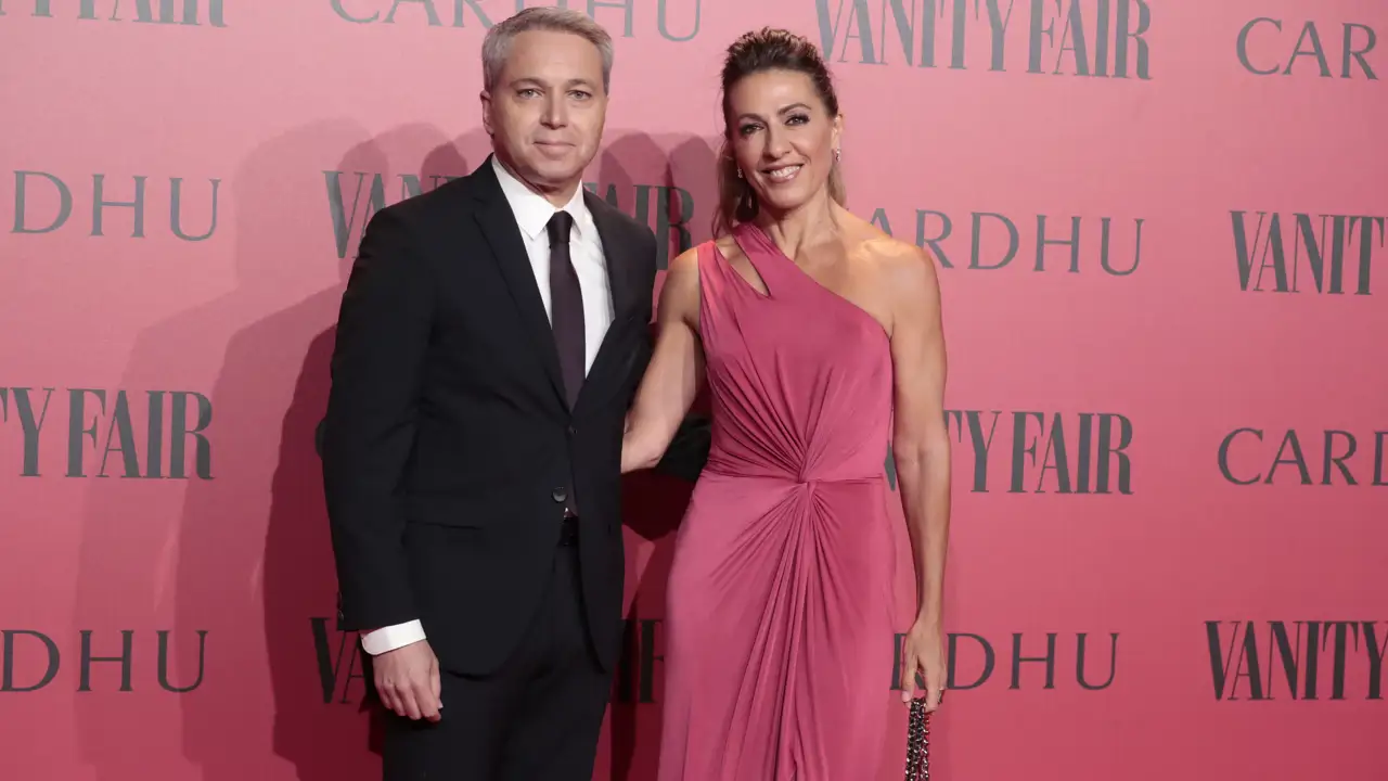 La preciosa historia de amor de Vicente Vallés y Ángeles Blanco surgida en un plató de ...