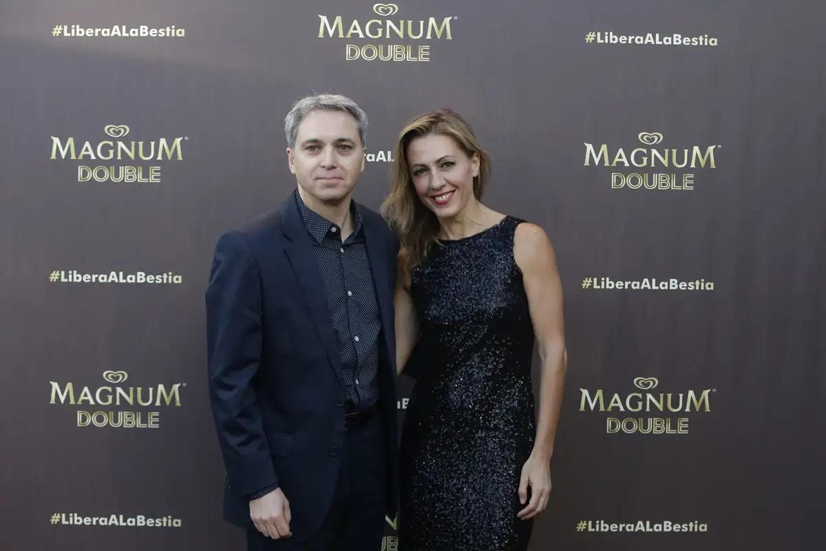 La preciosa historia de amor de Vicente Vallés y Ángeles Blanco surgida en un plató de ...