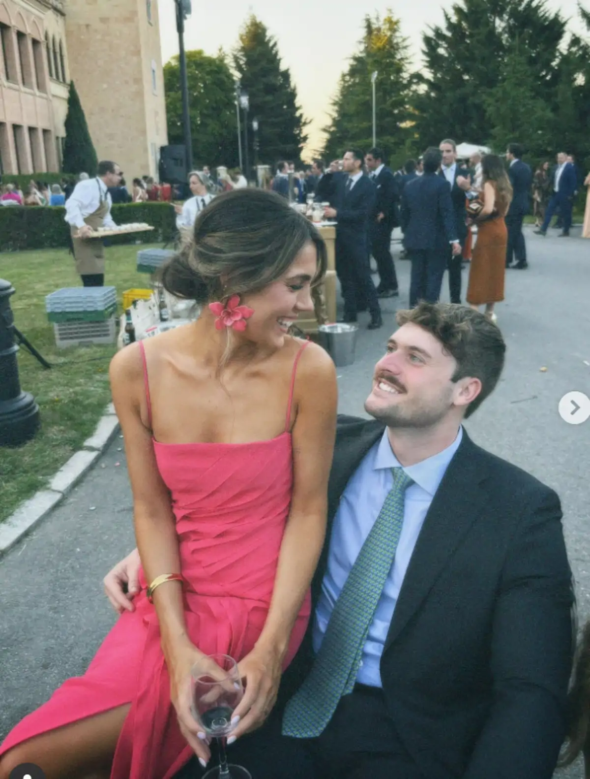 La historia de amor de Anna Ferrer y su prometido: así es Mario ...