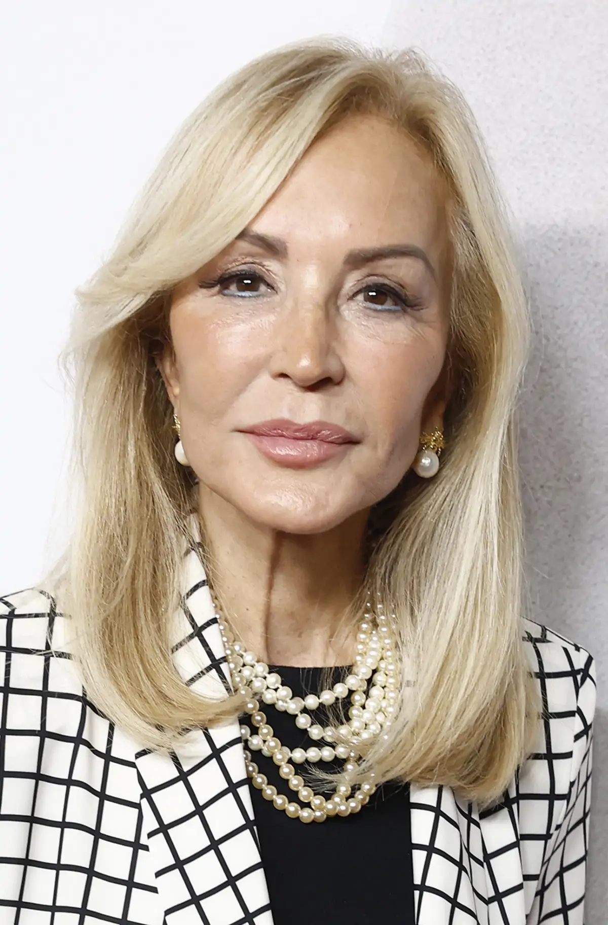 María Roberts, peluquera de las famosas: “A partir de los 60 años, una ...