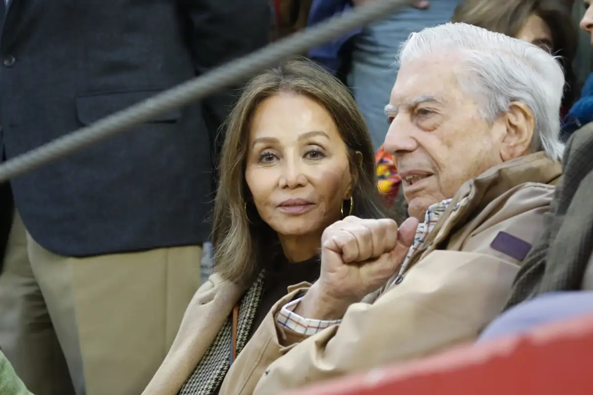 La preocupación de los hijos de Mario Vargas Llosa ante las memorias de Isabel Preysler: Luis ...