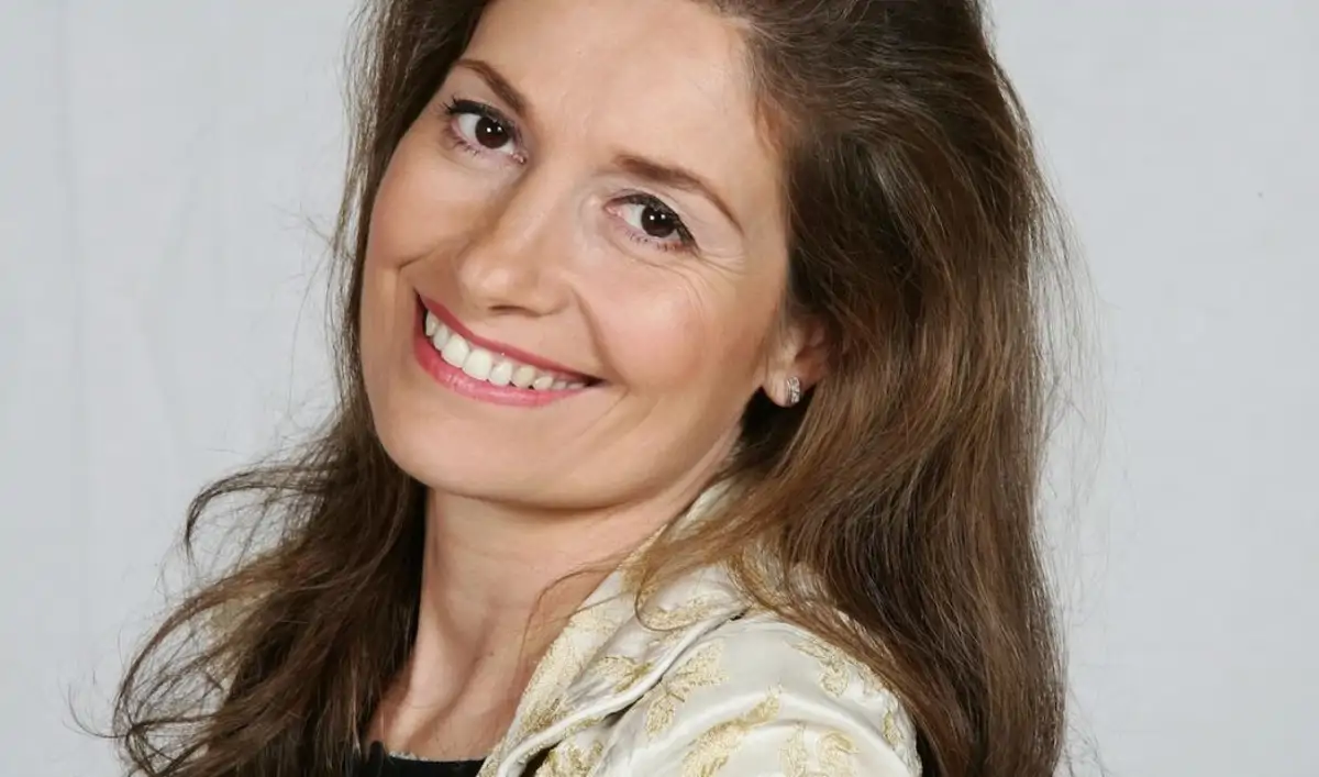 EXCLUSIVA | La actriz Assumpta Serna se sincera en Lecturas: "Me arrepiento de no haber sido ...