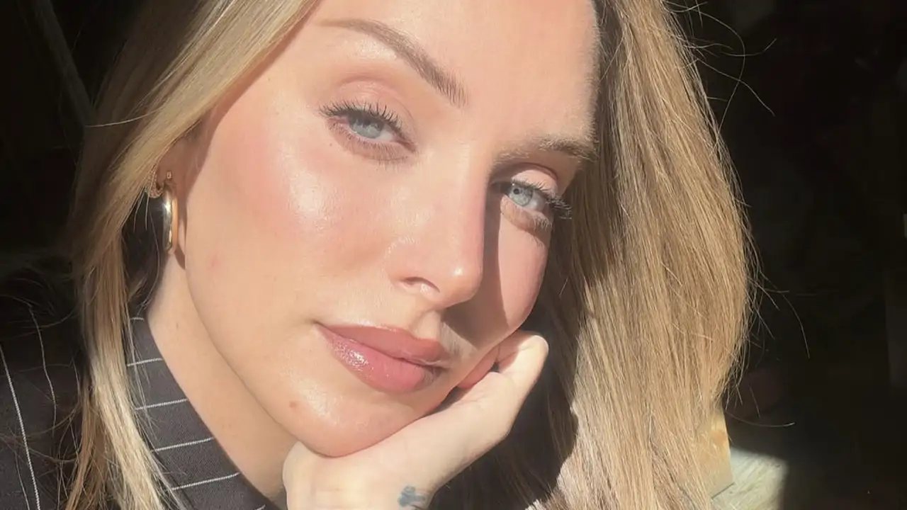 Alex Saint, la maquilladora de las famosas: “Cuando aplicas bronceador, puedes dulcificar el ...