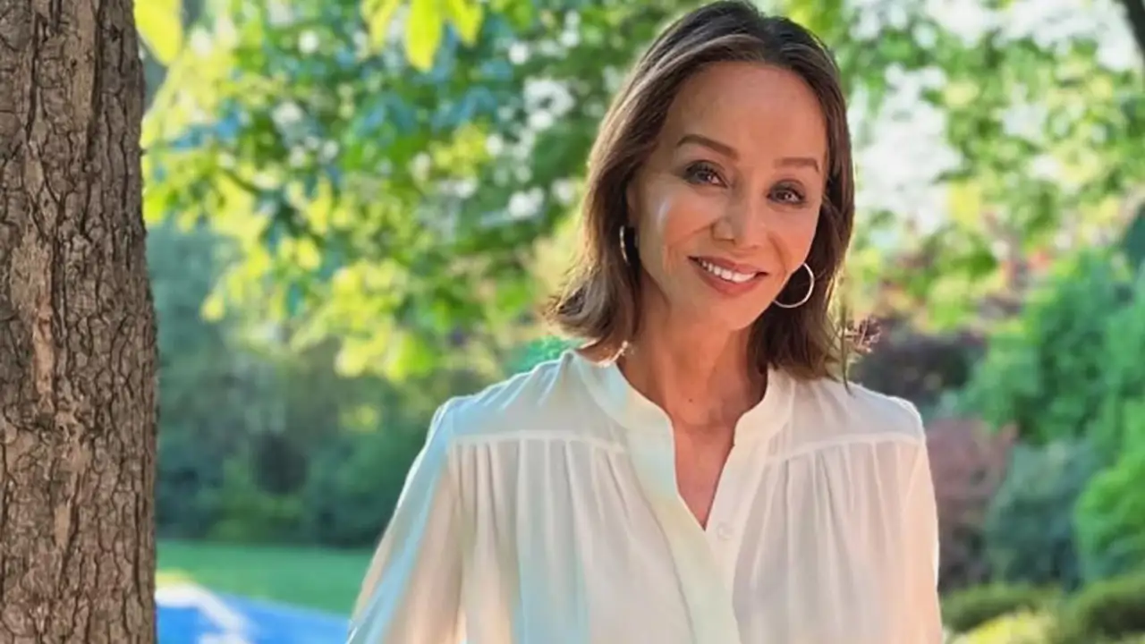 El resumen completo de las memorias de Isabel Preysler: de los celos de ...