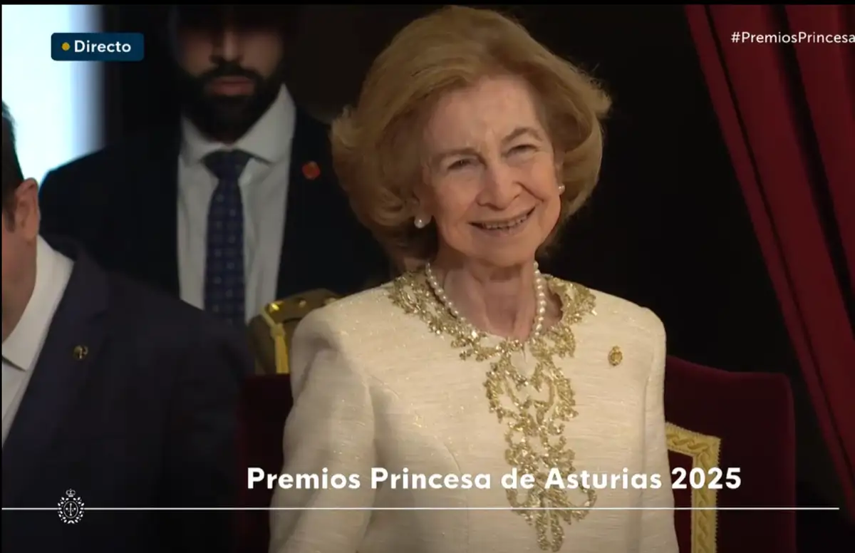 La reina Sofía llena de luz los Premios Princesa de Asturias 2025 con ...