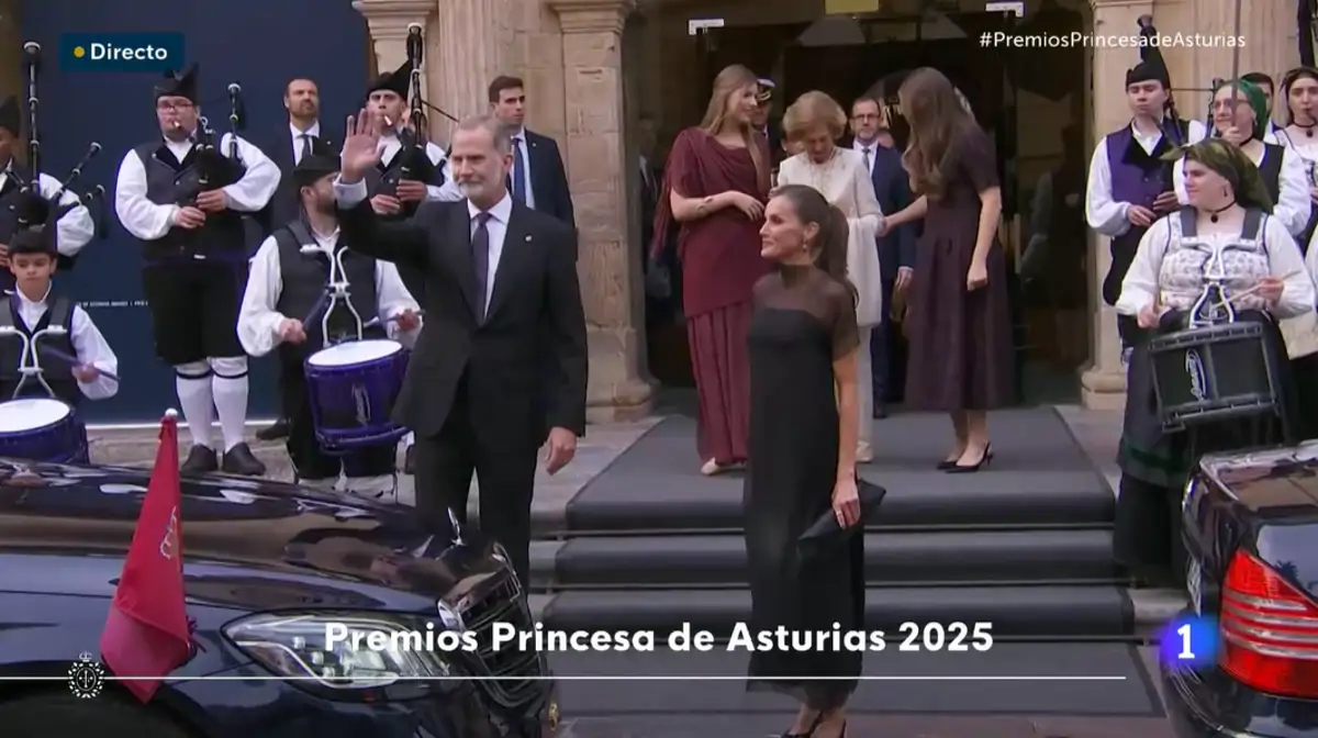 La reina Sofía llena de luz los Premios Princesa de Asturias 2025 con ...