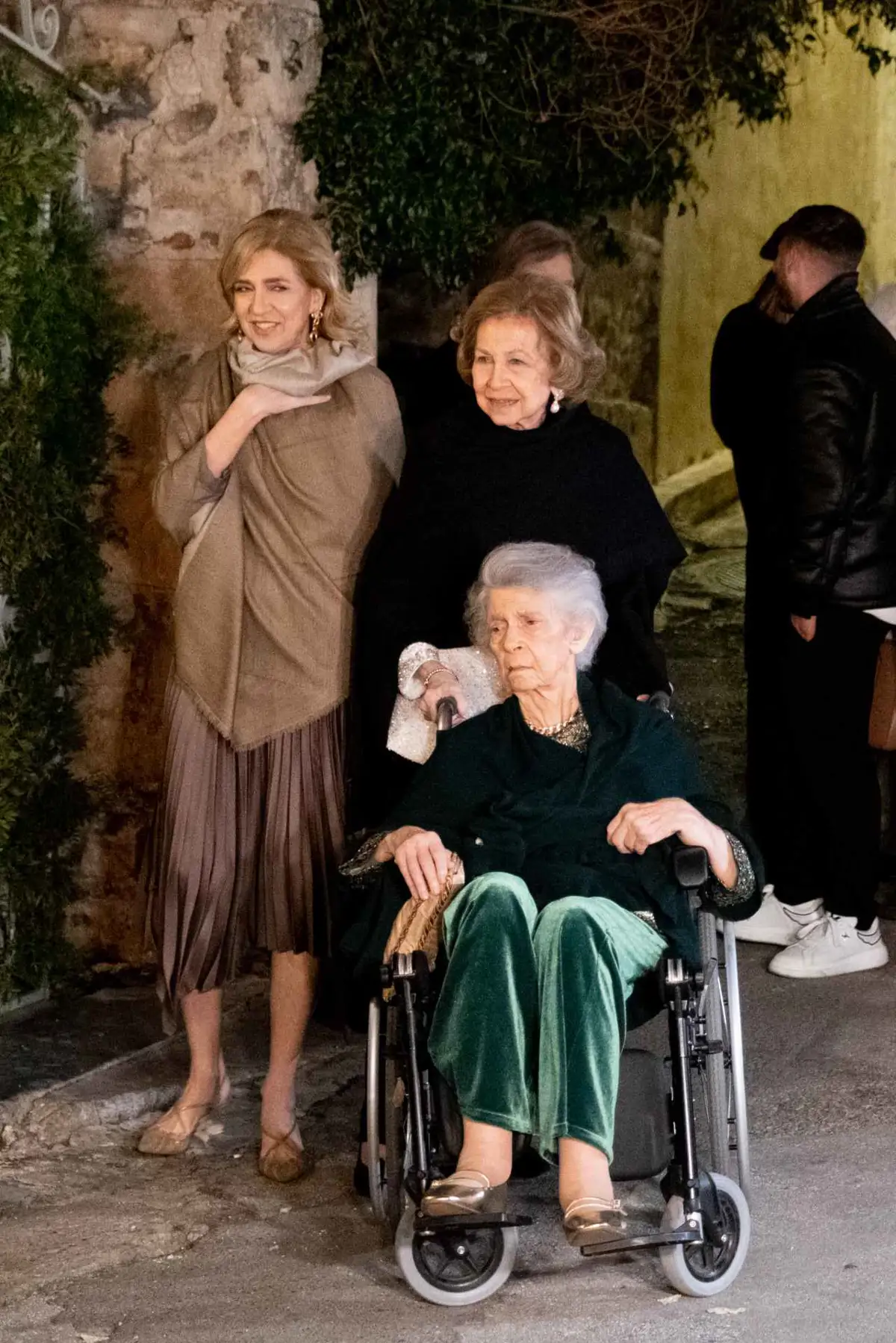 La reina Sofía más sola que nunca: su hermana Irene de Grecia se retira de la vida pública