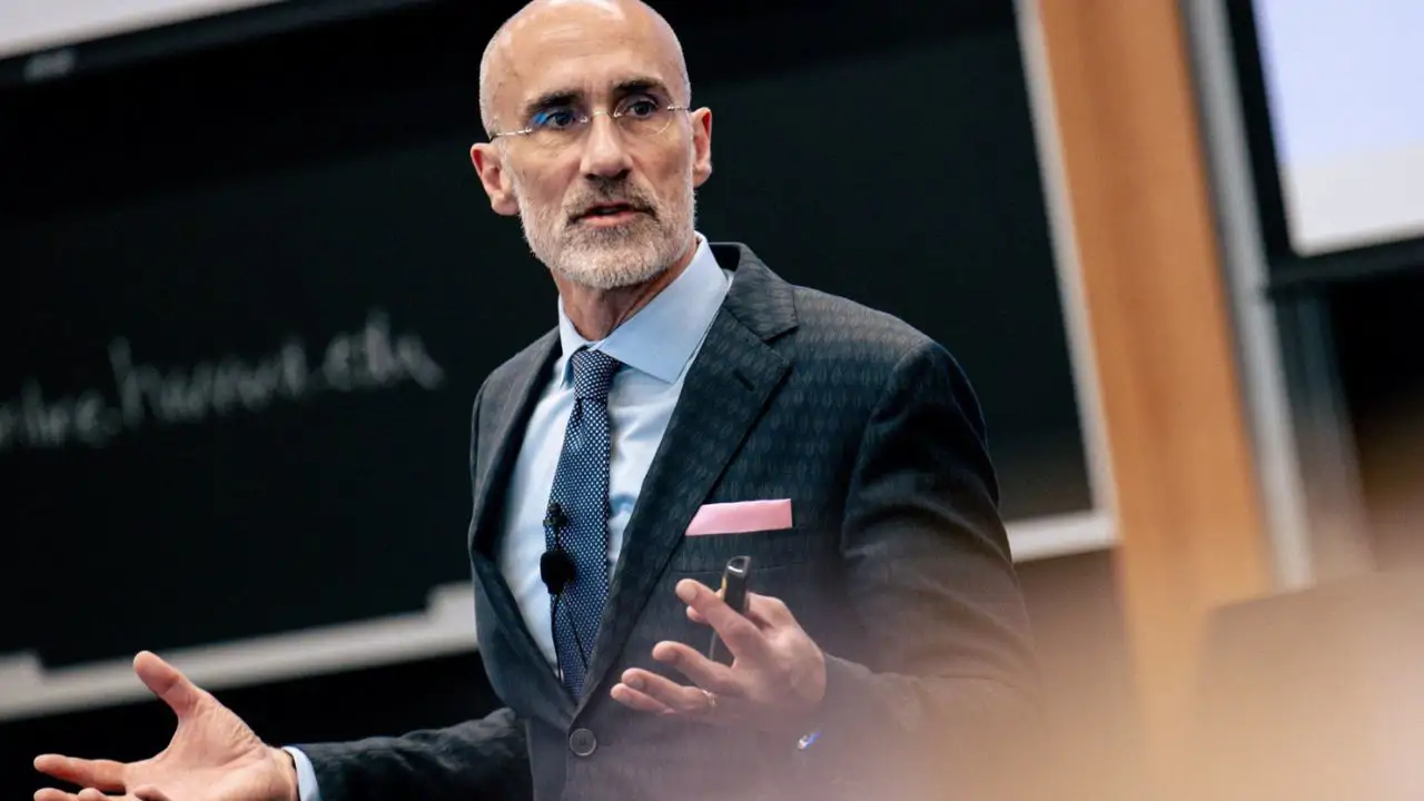 Arthur Brooks, experto en felicidad: “Me despierto a las 4:30 todas las ...