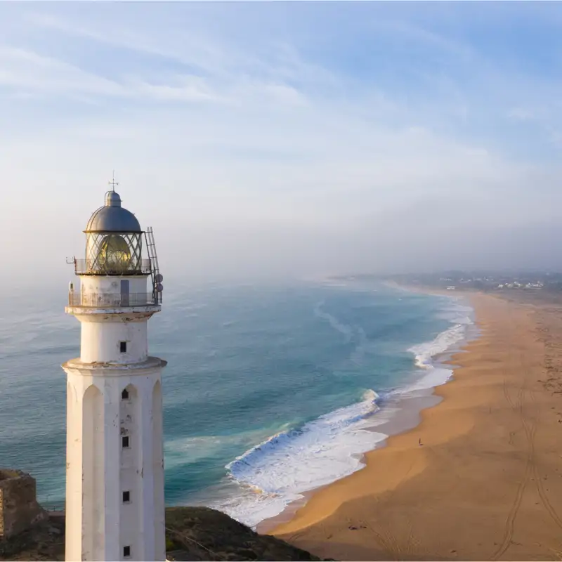 El refugio secreto de Aldo Comas en Cataluña: tras los pasos de Dalí ...