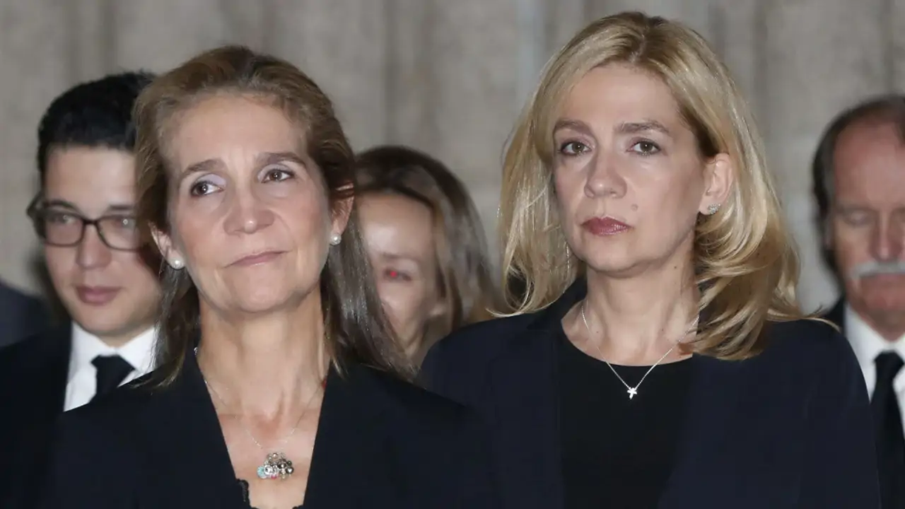 Las razones de la ausencia de las infantas Elena y Cristina en el homenaje a la Reina Sofía en ...