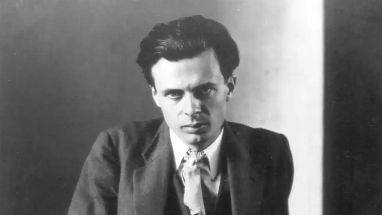 Aldous Huxley, escritor y filósofo, sobre su gran lección de felicidad ...