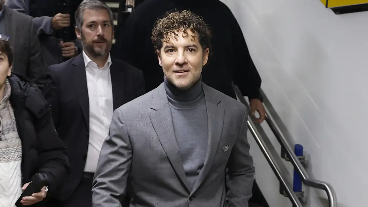 David Bisbal, en busca del espíritu de la Navidad: de su primer trabajo ...