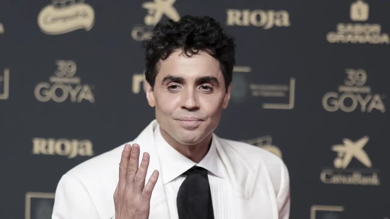 Los Javis posan juntos en su primera gran alfombra roja tras su ruptura