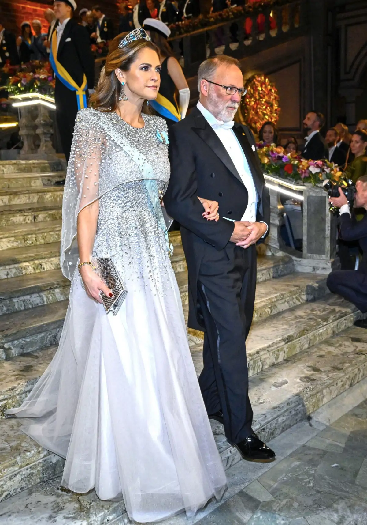 Victoria y Magdalena de Suecia, impresionantes en los Premios Nobel ...
