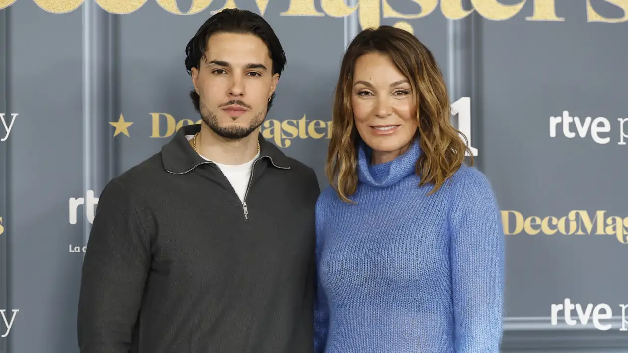 Primera imagen de Mar Flores y su hijo Carlo Costanzia juntos tras ...