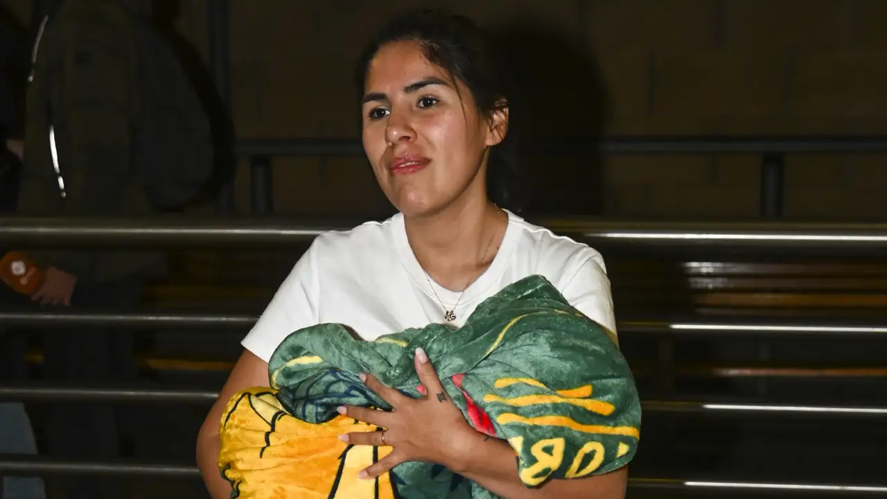 La preocupación de Isa Pantoja por el estado de salud de su hijo pequeño