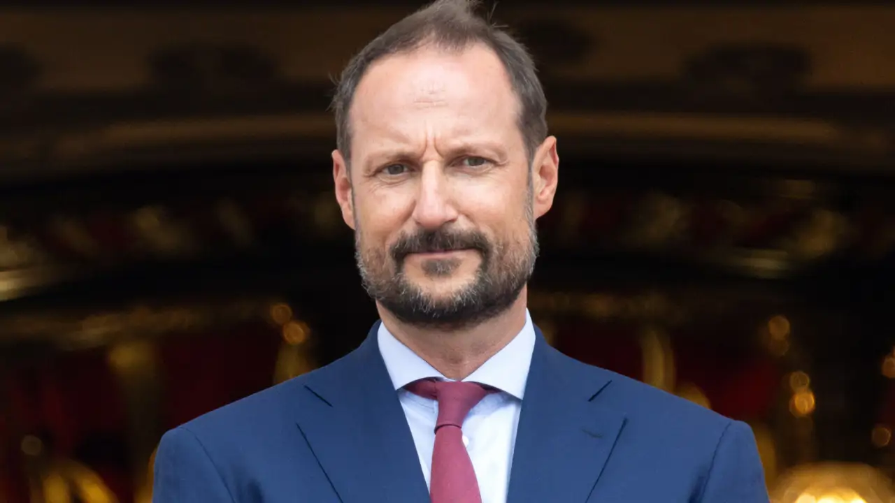 El príncipe Haakon cierra filas con Mette-Marit y Marius Borg: “Lo más ...