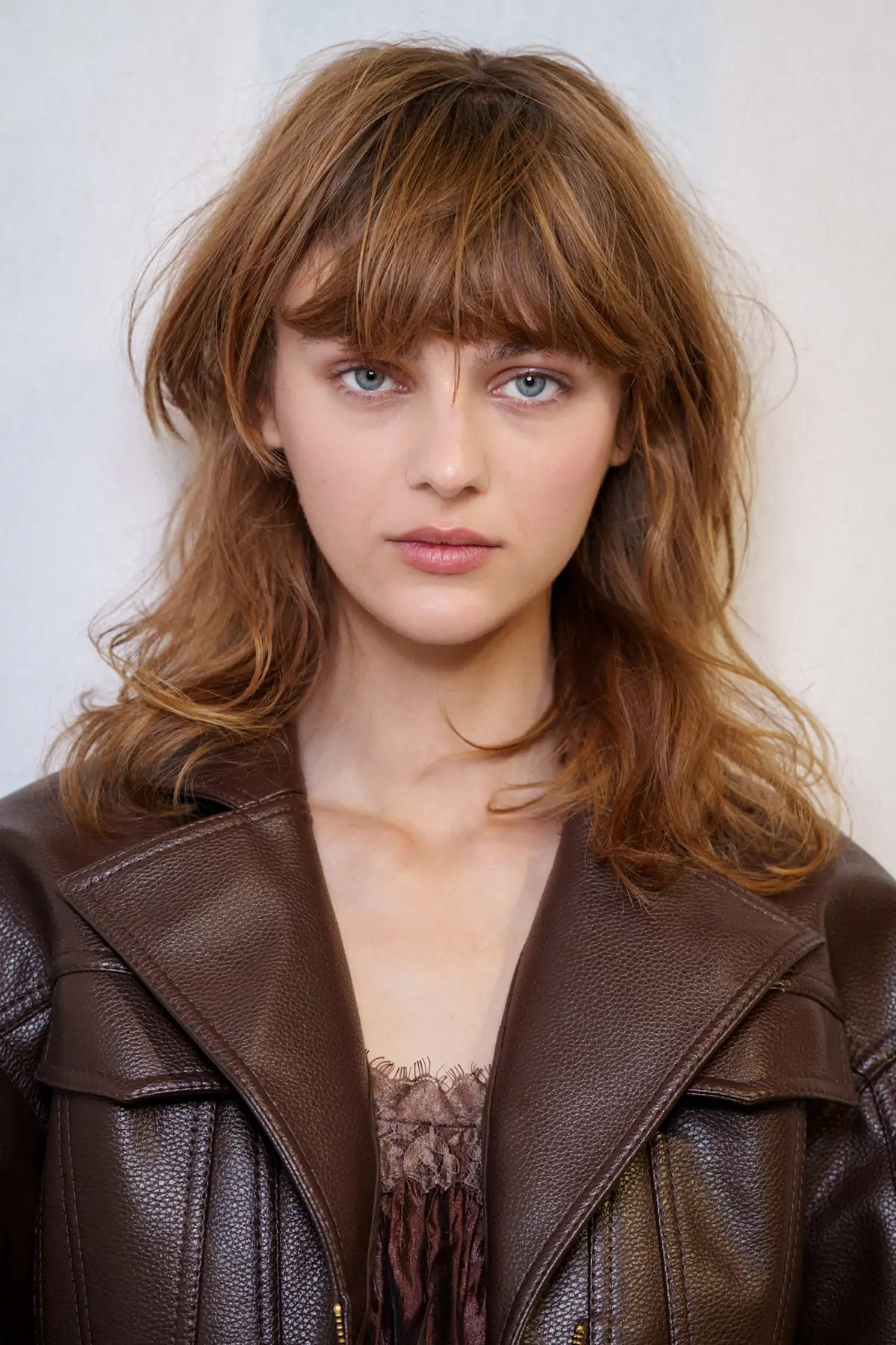 10 cortes de pelo largo liso que rejuvenecen y modernizan al instante