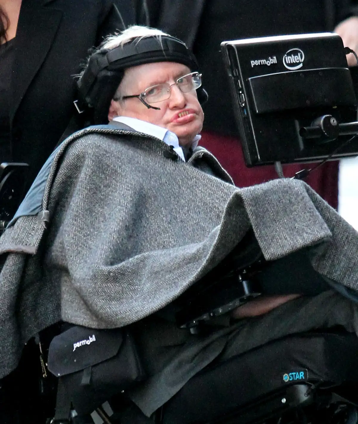 Stephen Hawking: “Cuando tenía 12 años, un amigo apostó conmigo una ...