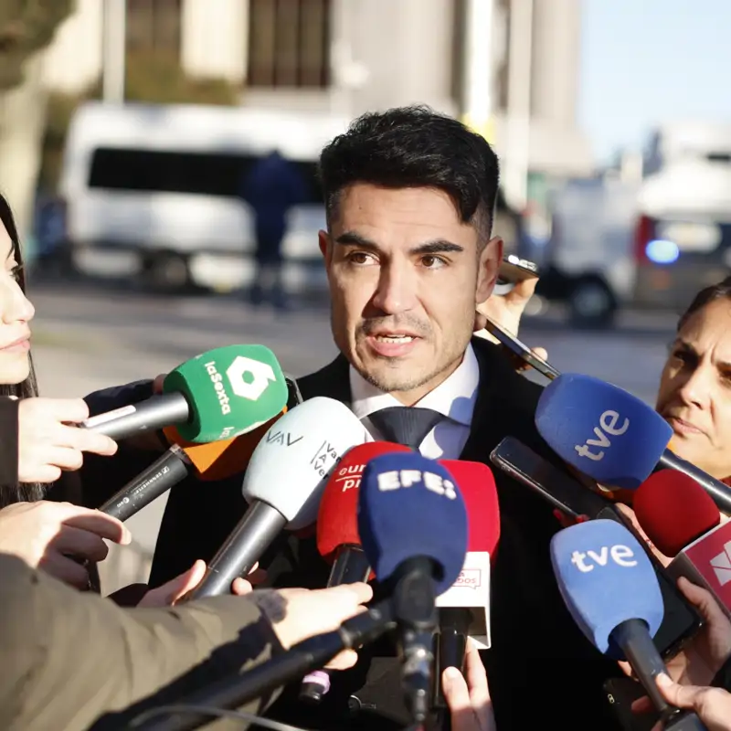 Elisa Mouliaá reaparece, tras la nueva denuncia por abusos contra Íñigo ...